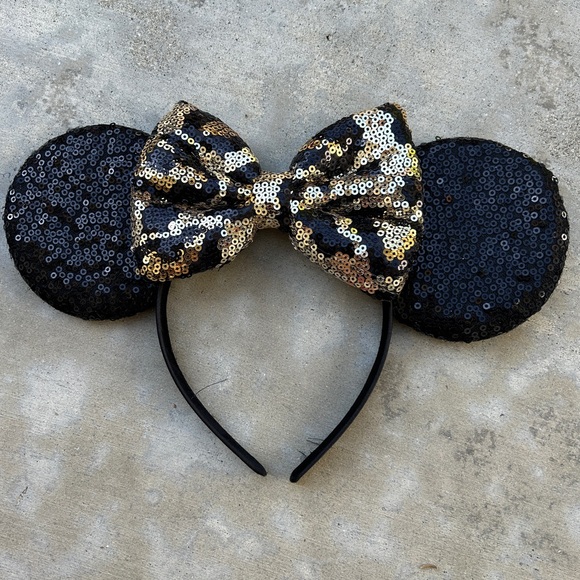 Disney | Accessories | Leopard Disney Minnie Ears Sequins Black Ears ...